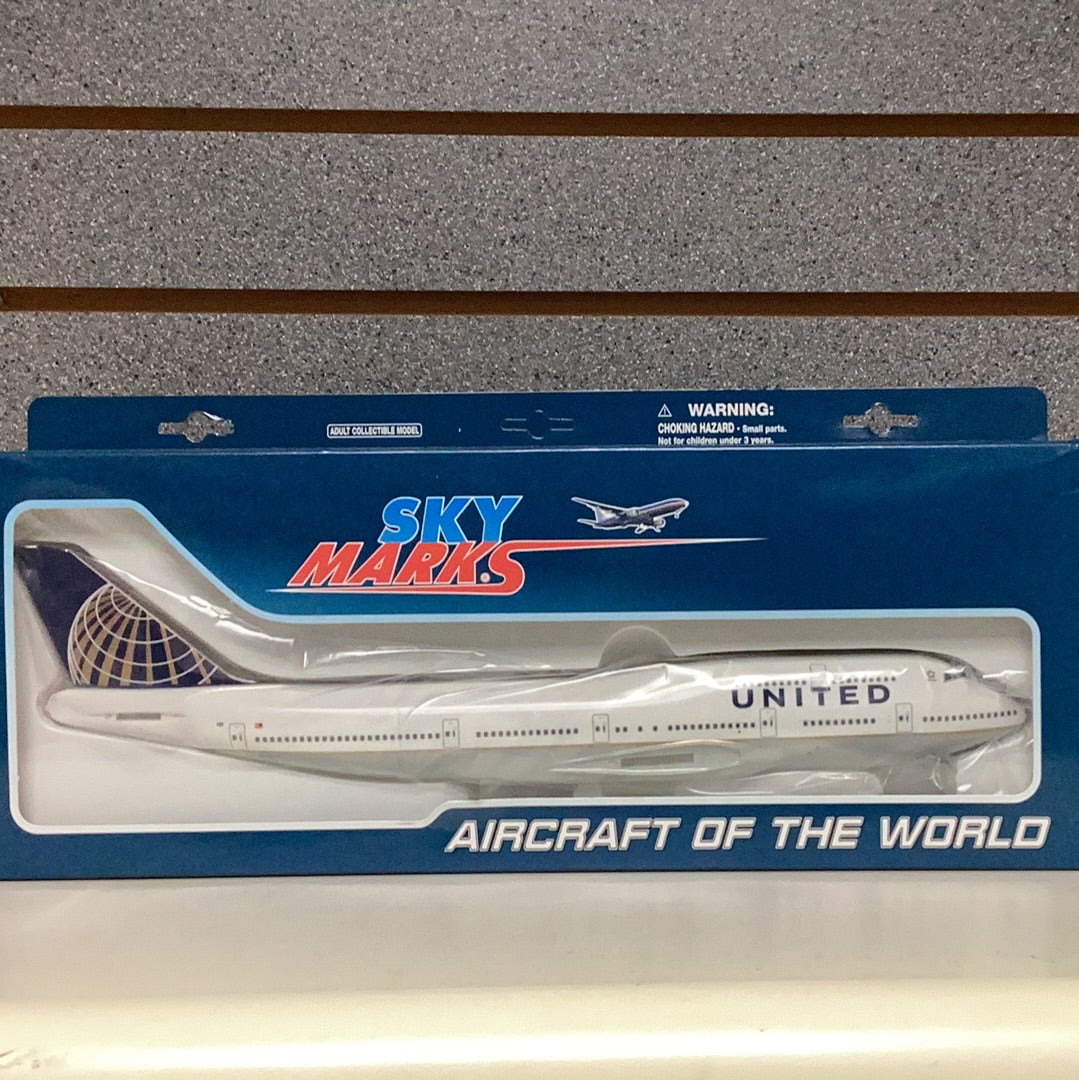 Skymarks Model Planes-UA 747-400 : 1/200 – Airline Employee Shop